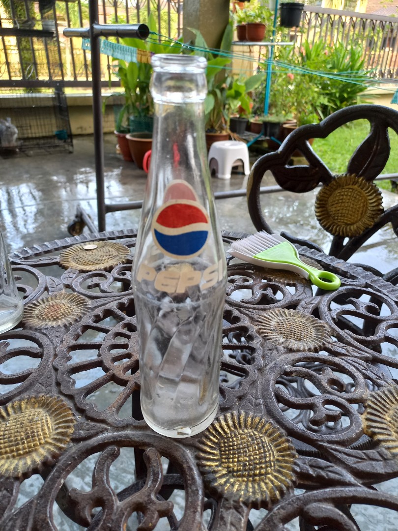 Botol pepsi, Hobbies & Toys, Collectibles & Memorabilia, Vintage ...