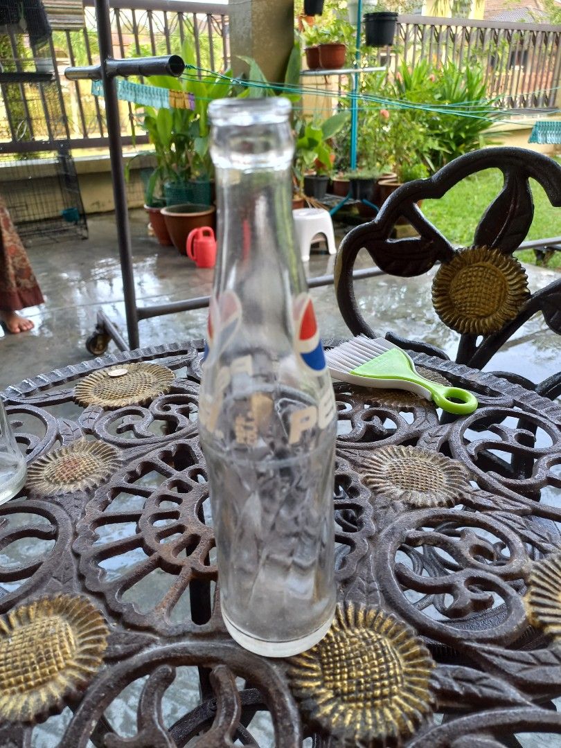 Botol pepsi, Hobbies & Toys, Collectibles & Memorabilia, Vintage ...