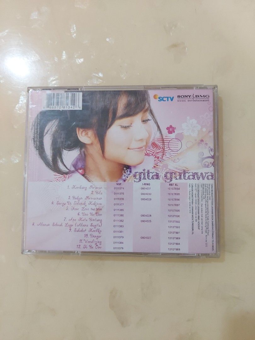 CD Bunga Cinta Lestari, Musik & Media, CD, DVD & Lainnya di Carousell