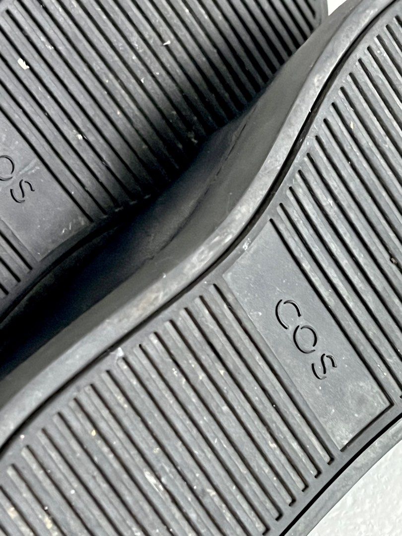 COS Black Leather Shoe, Women's Fashion, Footwear, Sneakers on Carousell