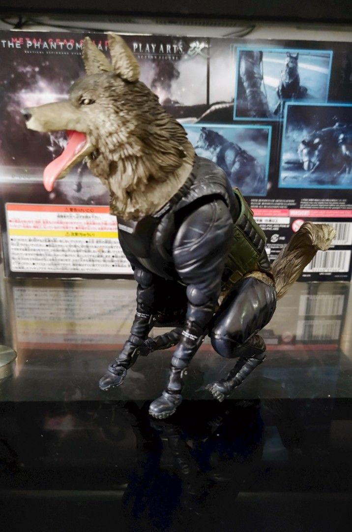 D-Dog Play Arts Figure on Carousell