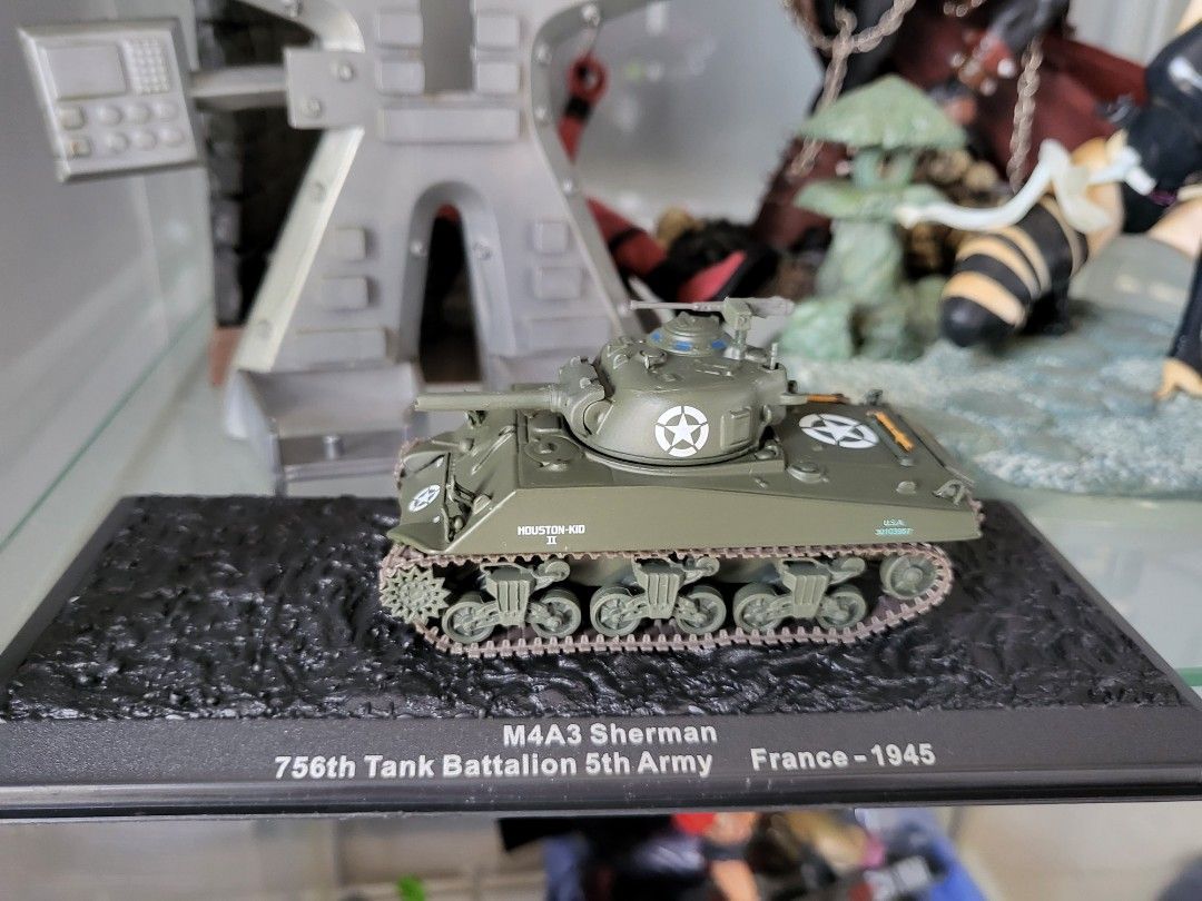 Display Tanks, Hobbies & Toys, Memorabilia & Collectibles, Vintage ...