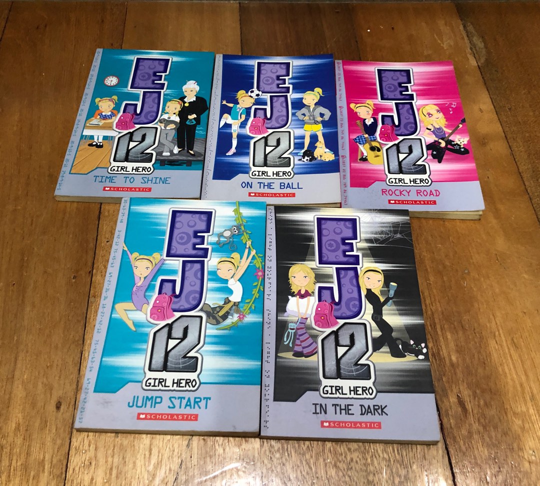 EJ 12 Girls Hero Book Set on Carousell