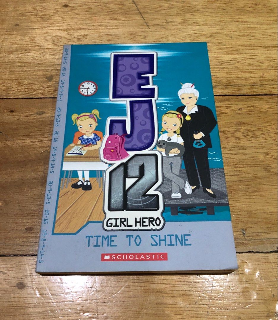 EJ 12 Girls Hero Book Set on Carousell