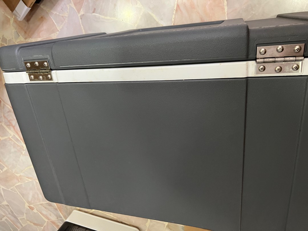 Esky Arctic Pro Cooler - 70L, Lifestyle Services, Event & Party ...