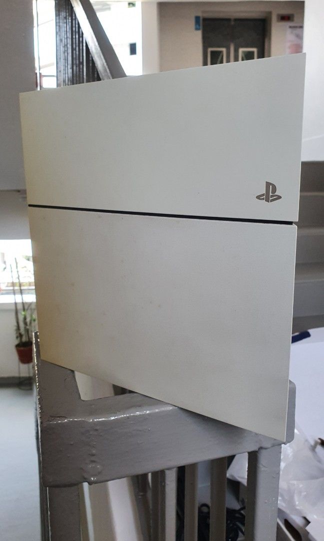 White Sony PlayStation PS4 Console, Video Gaming, Video Game Consoles ...