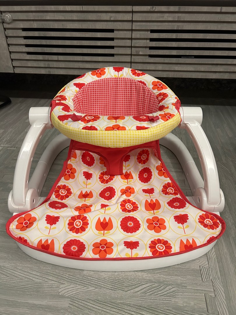 Fisher price sitting rocker, Babies & Kids, Infant Playtime on Carousell