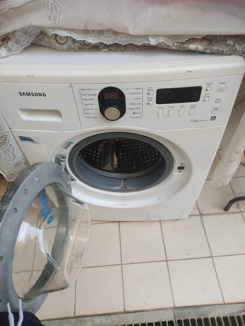 Free spoilt front load washing machine, TV & Home Appliances, Washing ...