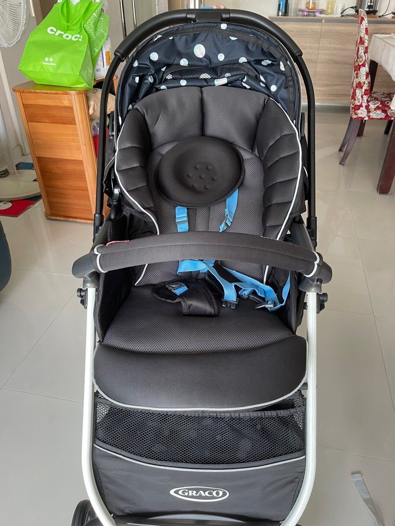 Graco Baby Stroller, Babies & Kids, Going Out, Strollers on Carousell