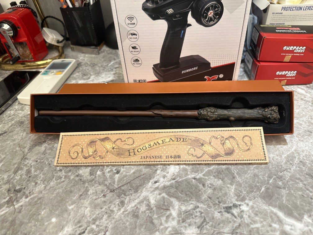 Harry Potter wand universal studios Japan, 興趣及遊戲, 玩具 & 遊戲類 - Carousell
