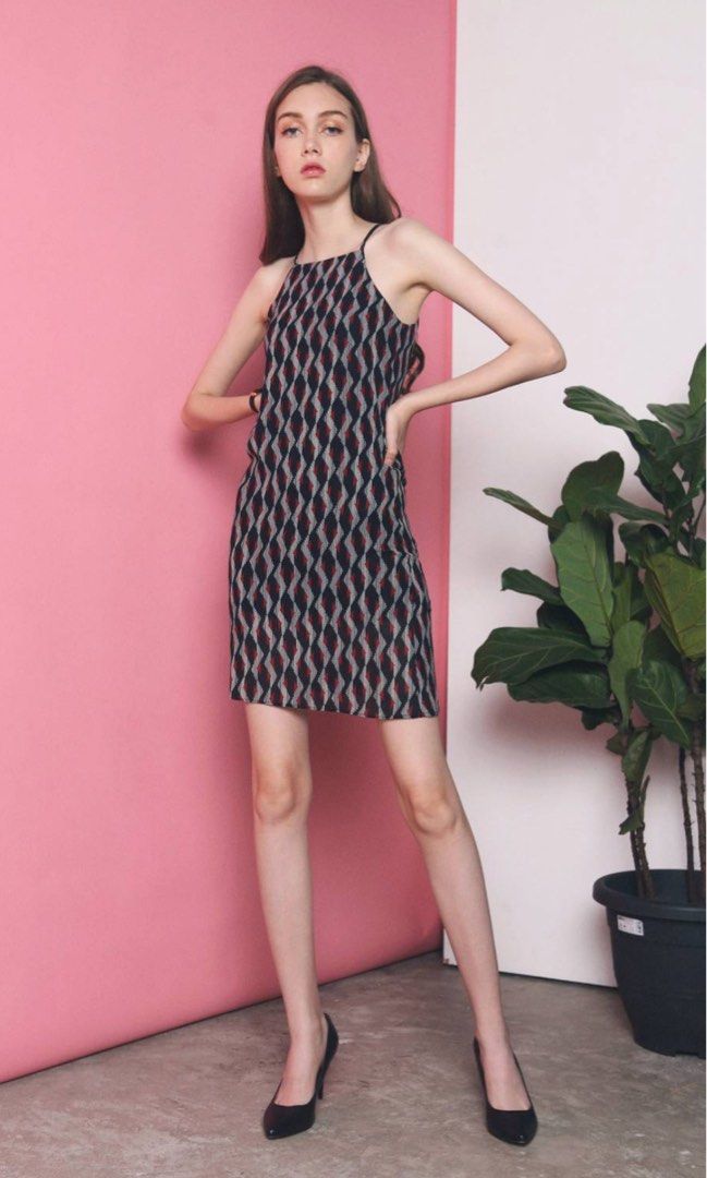 HH Hollyhoque Julia Geometry Dress in Black, Women's Fashion, Dresses ...