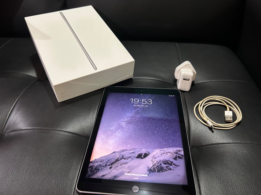 New IPad Grey 64GB, Mobile Phones & Gadgets, Tablets, iPad on Carousell
