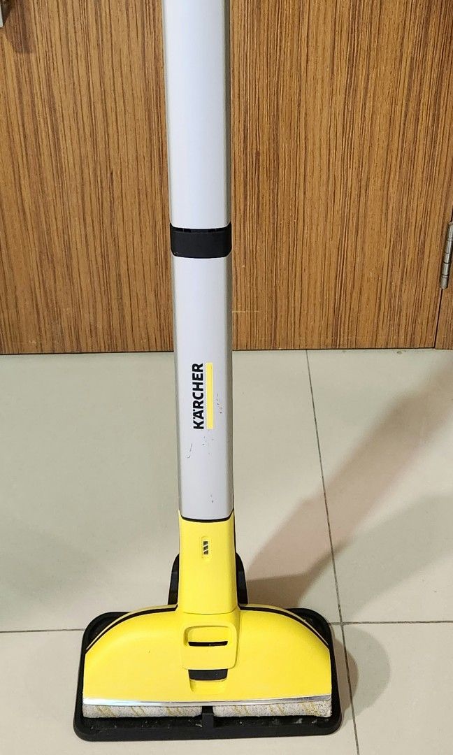 Karcher cordless mop, Furniture & Home Living, Cleaning & Homecare ...