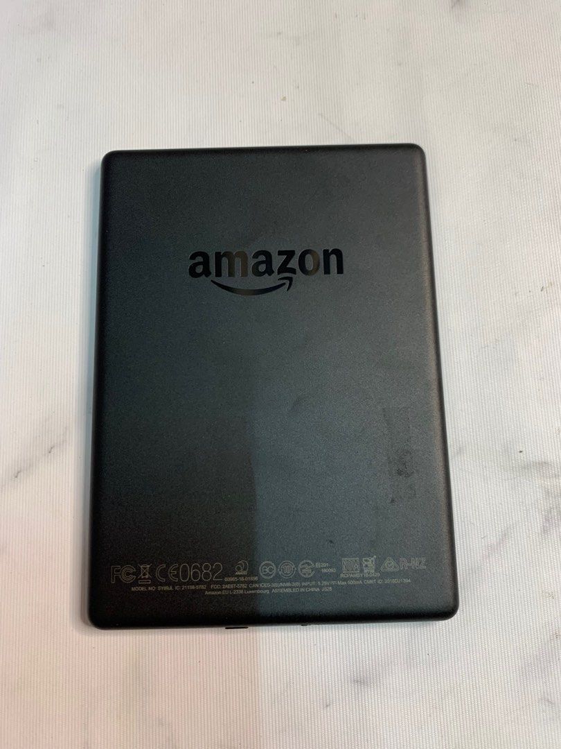 Kindle 8th Gen 4GB, Mobile Phones & Gadgets, E-Readers on Carousell