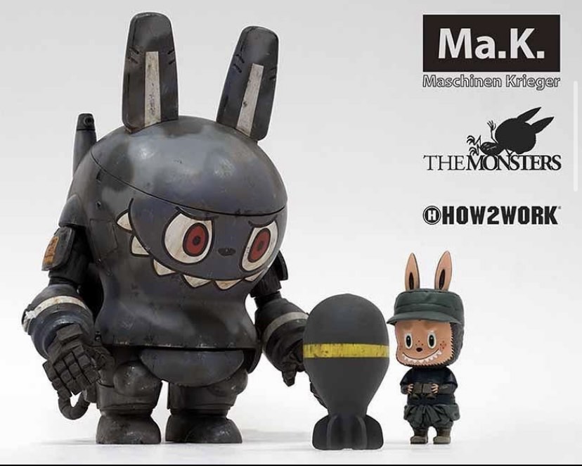 Kow Yokoyama S.A.F.S. "Thunderbolt" with mini Labubu Pilot MA.K ...