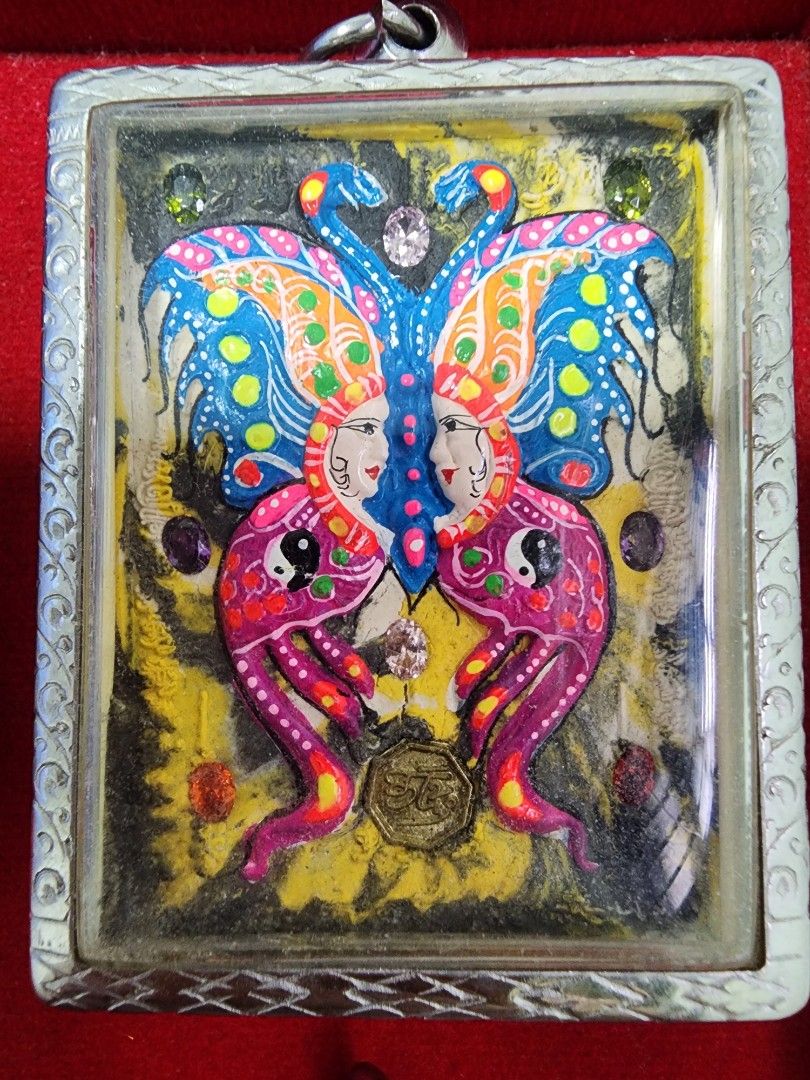 Kruba Krissana Butterfly Amulet, Hobbies & Toys, Memorabilia ...