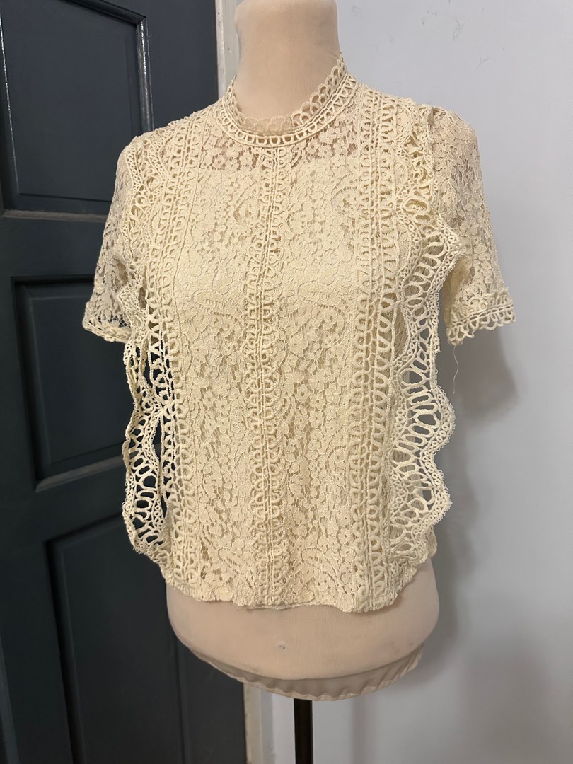 Lace top, Women's Fashion, Tops, Blouses on Carousell
