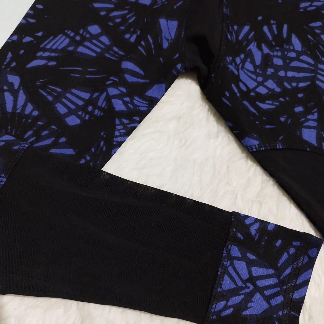 Lululemon Rash Guard, Women's Fashion, Swimwear, Rash guard on Carousell