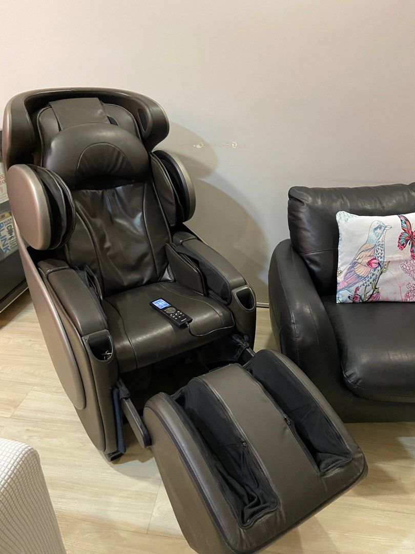 Massage chair - Osim uDivine OS-808, Health & Nutrition, Massage ...
