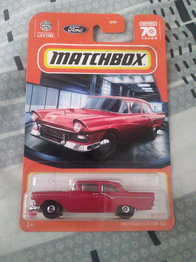 Matchbox: '57 FORD CUSTOM 300 on Carousell