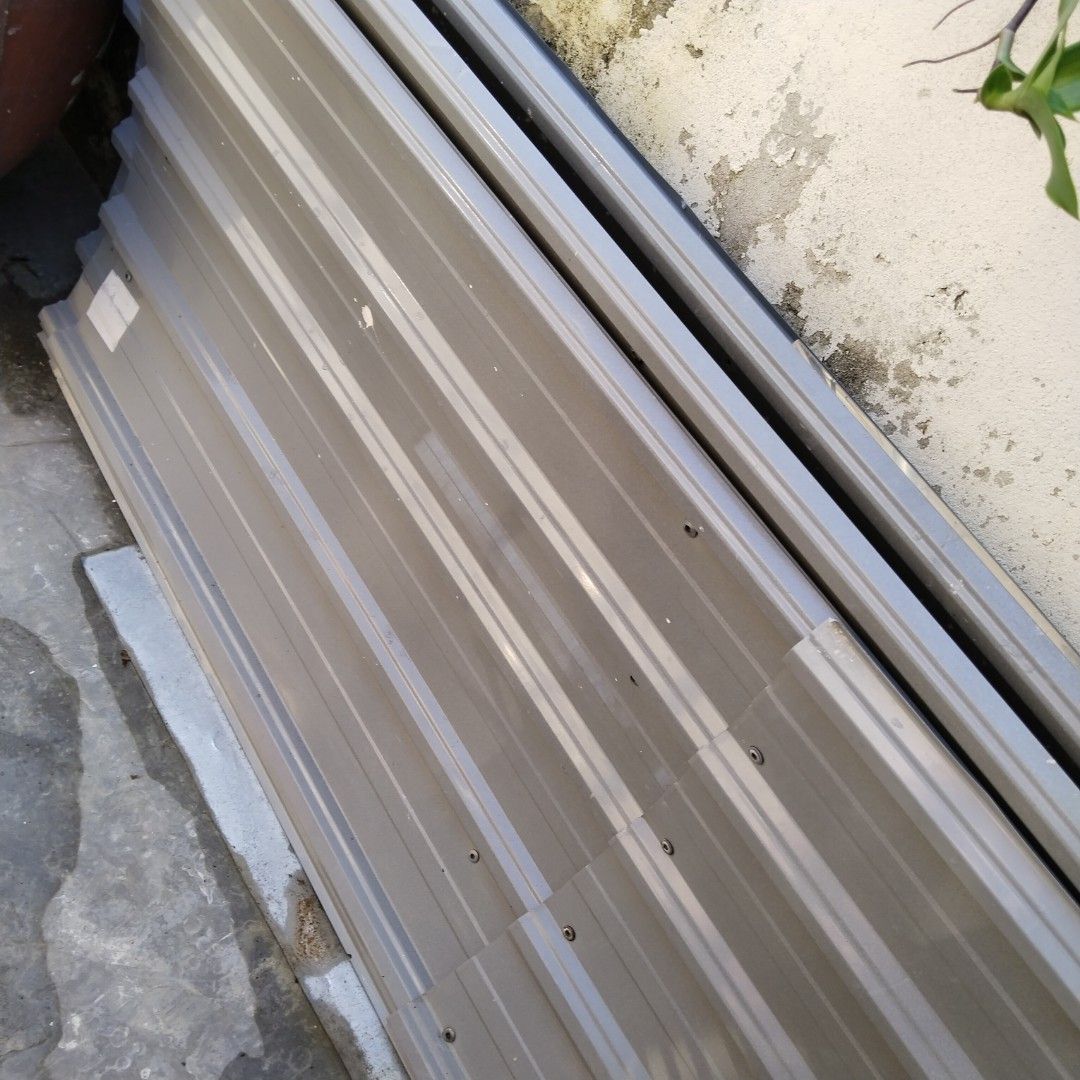 Metal sheet bumbung dinding, Furniture & Home Living, Home Improvement ...