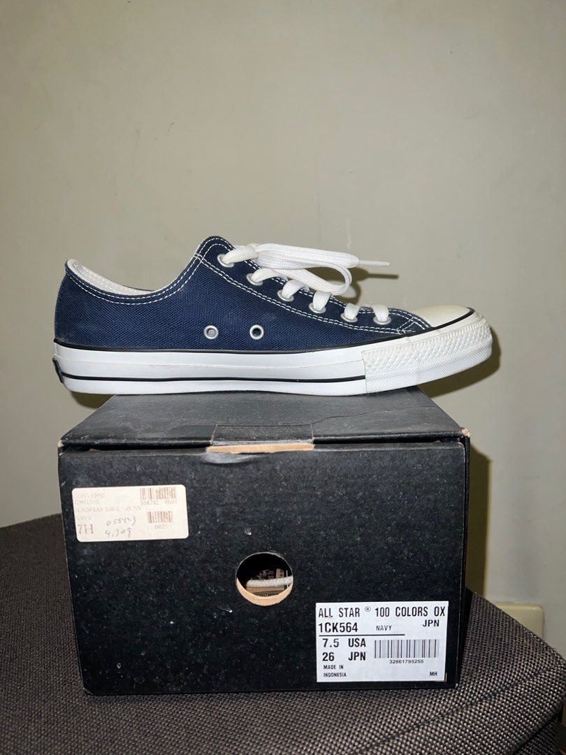 Navy Blue Converse Chuck Taylors, Men's Fashion, Footwear, Sneakers on ...