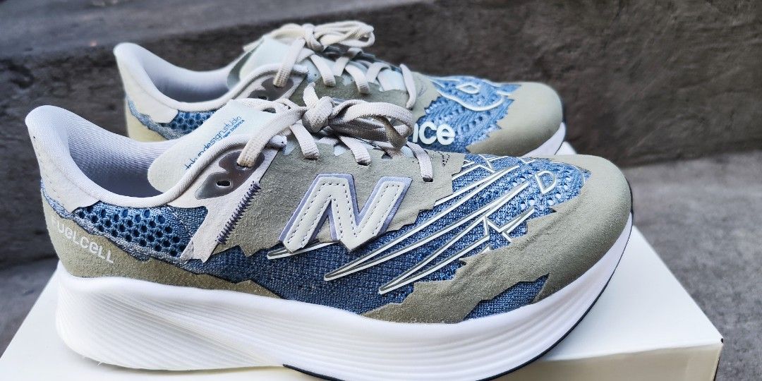 New Balance Tokyo Design Studio FuelCell RC Elite V2 Beige Running ...