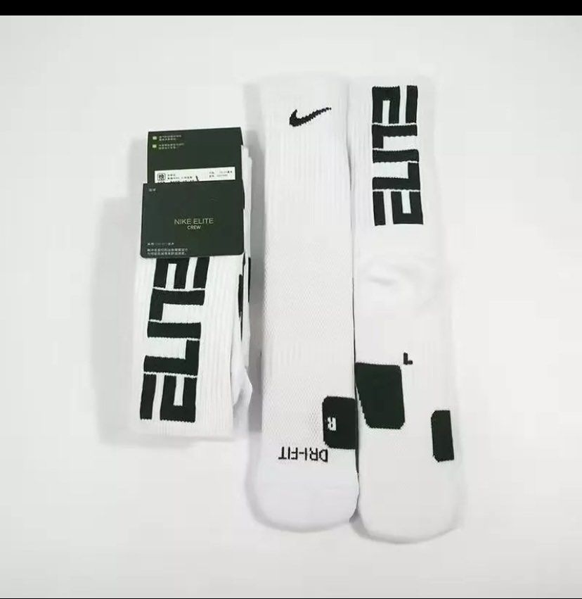 Nike Elite Socks, Men's Fashion, Watches & Accessories, Socks on Carousell