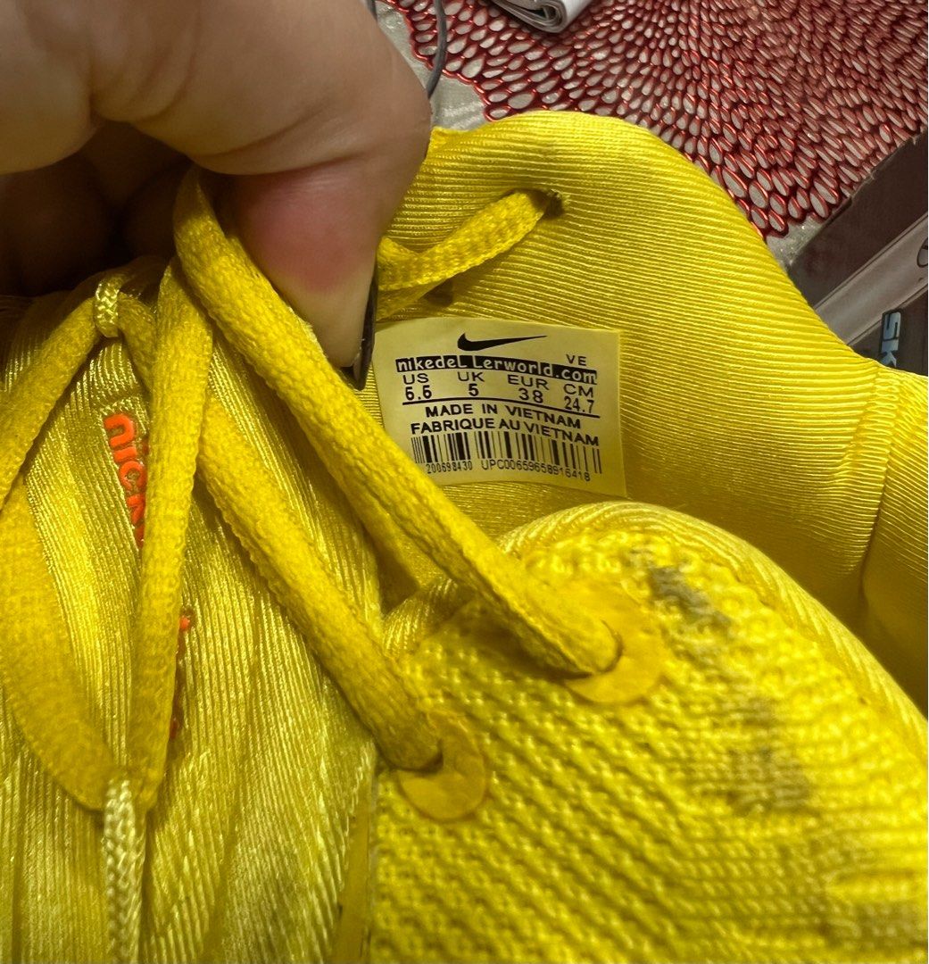 Nike Spongebob, Babies & Kids, Babies & Kids Fashion on Carousell