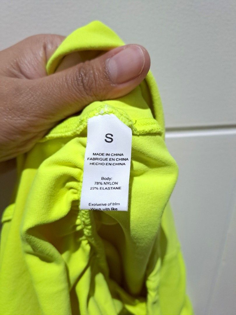 NINAxFIT NEON WORKOUT SET on Carousell