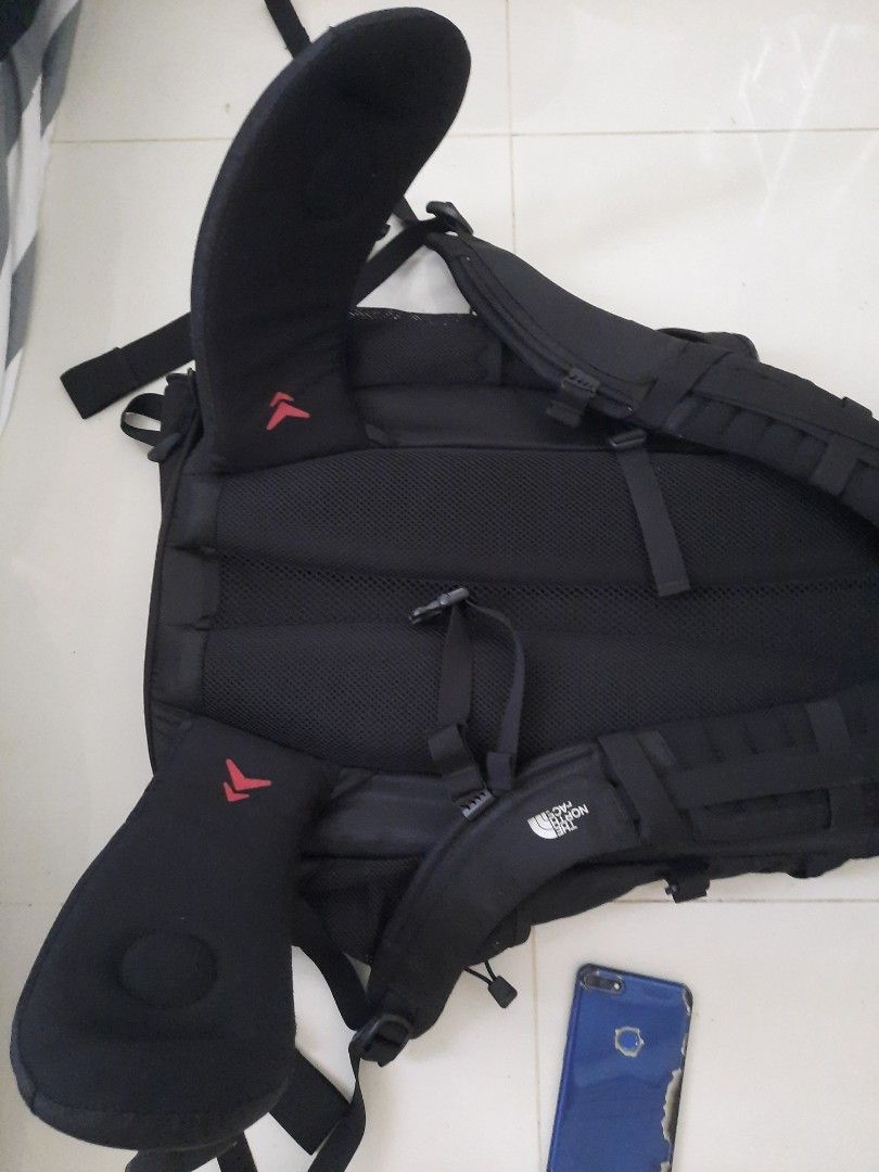 Northface SOLARIS40 backpack, Men's Fashion, Bags, Backpacks on Carousell