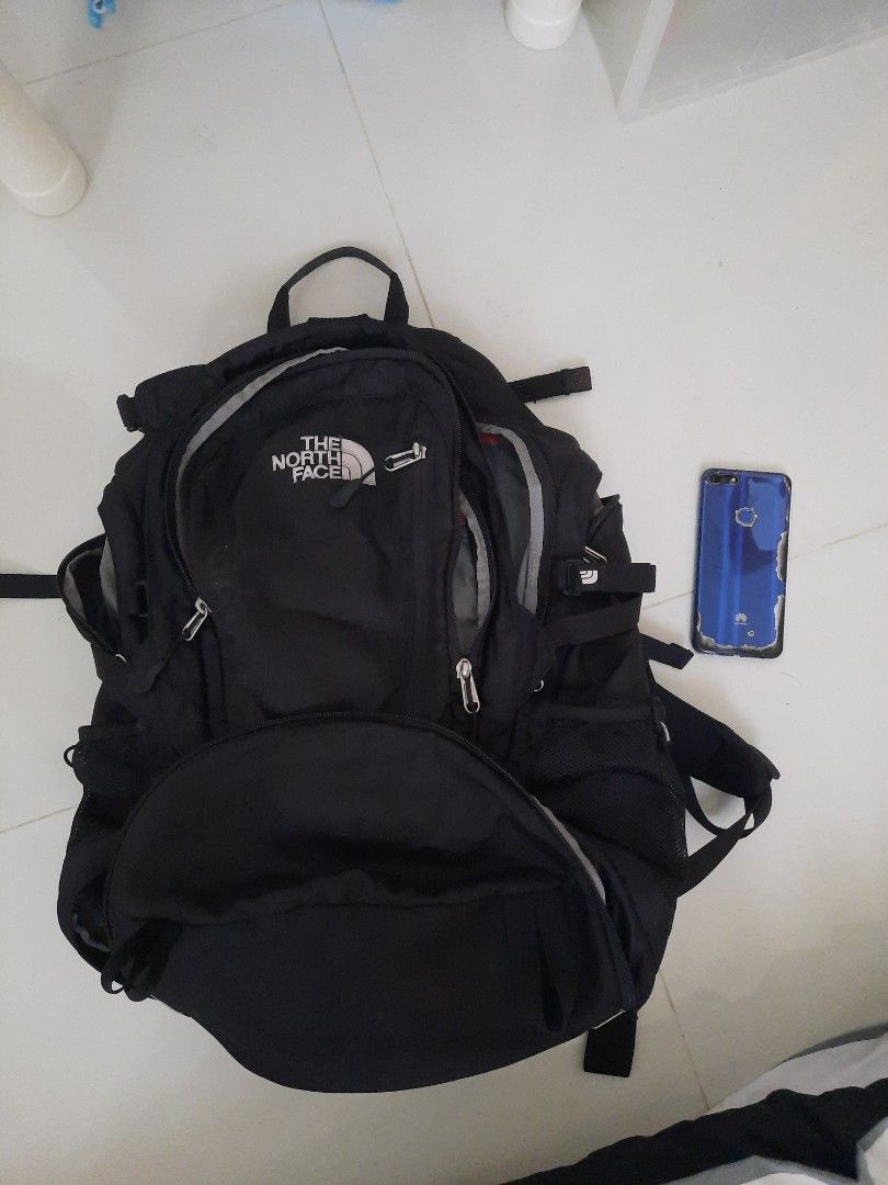 Northface SOLARIS40 backpack, Men's Fashion, Bags, Backpacks on Carousell