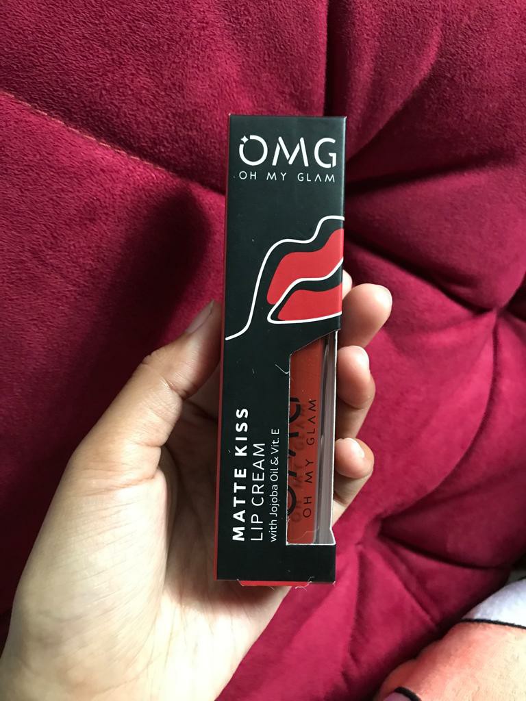 OMG Matte Kiss Lip Cream, Kesehatan & Kecantikan, Rias Wajah di Carousell