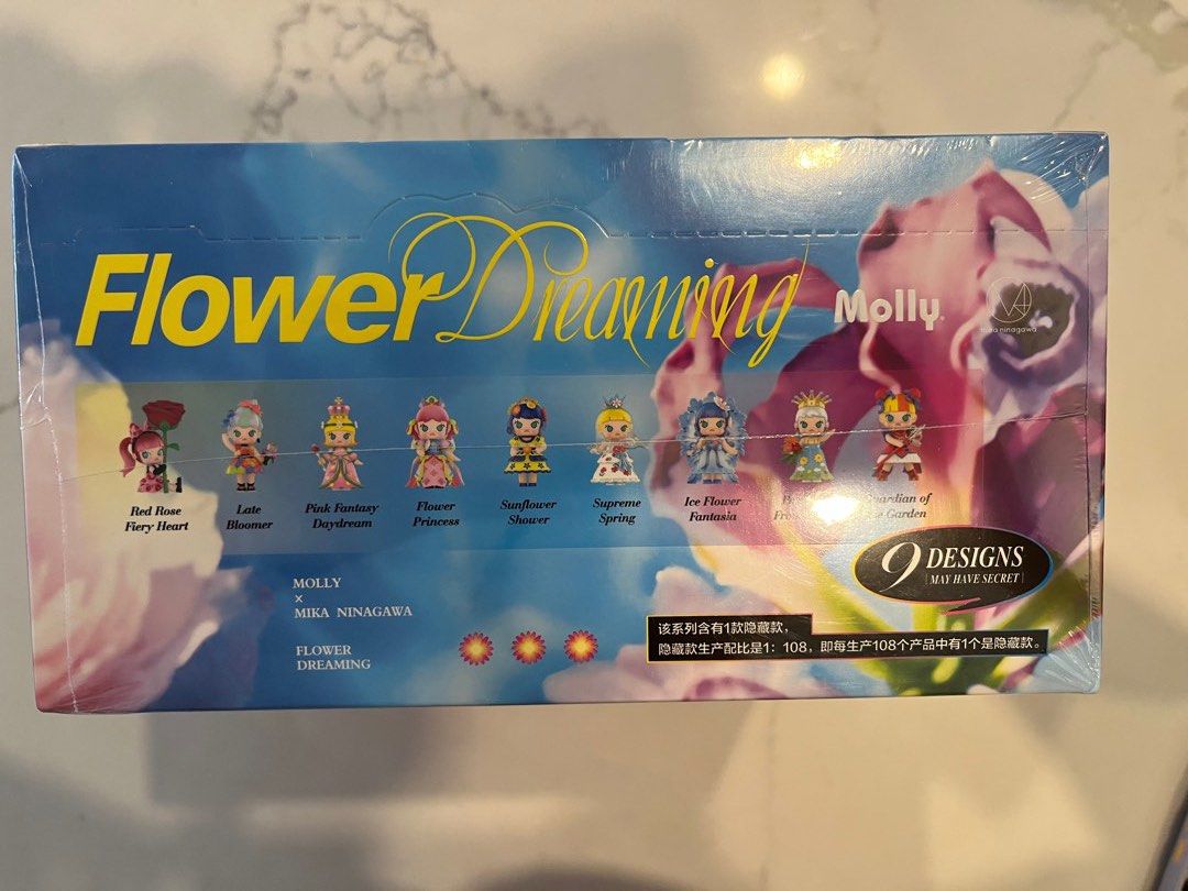 Pop Mart POPMART Flower Dreaming Molly, Hobbies & Toys, Memorabilia ...