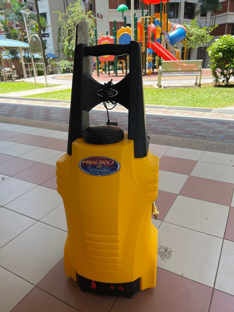 Portable jet spray, Car Accessories, Accessories on Carousell