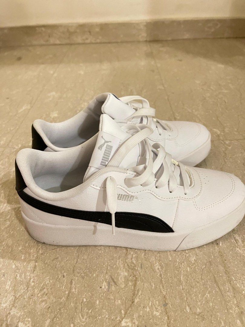 Puma White Sneakers, Women's Fashion, Footwear, Sneakers on Carousell