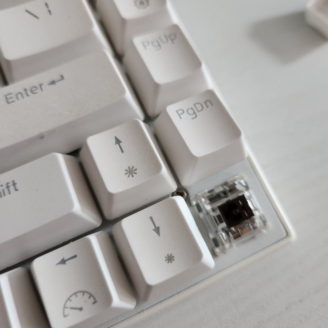 RK84 Tri-modes Brown Switch Royal Kludge, Computers & Tech, Parts ...