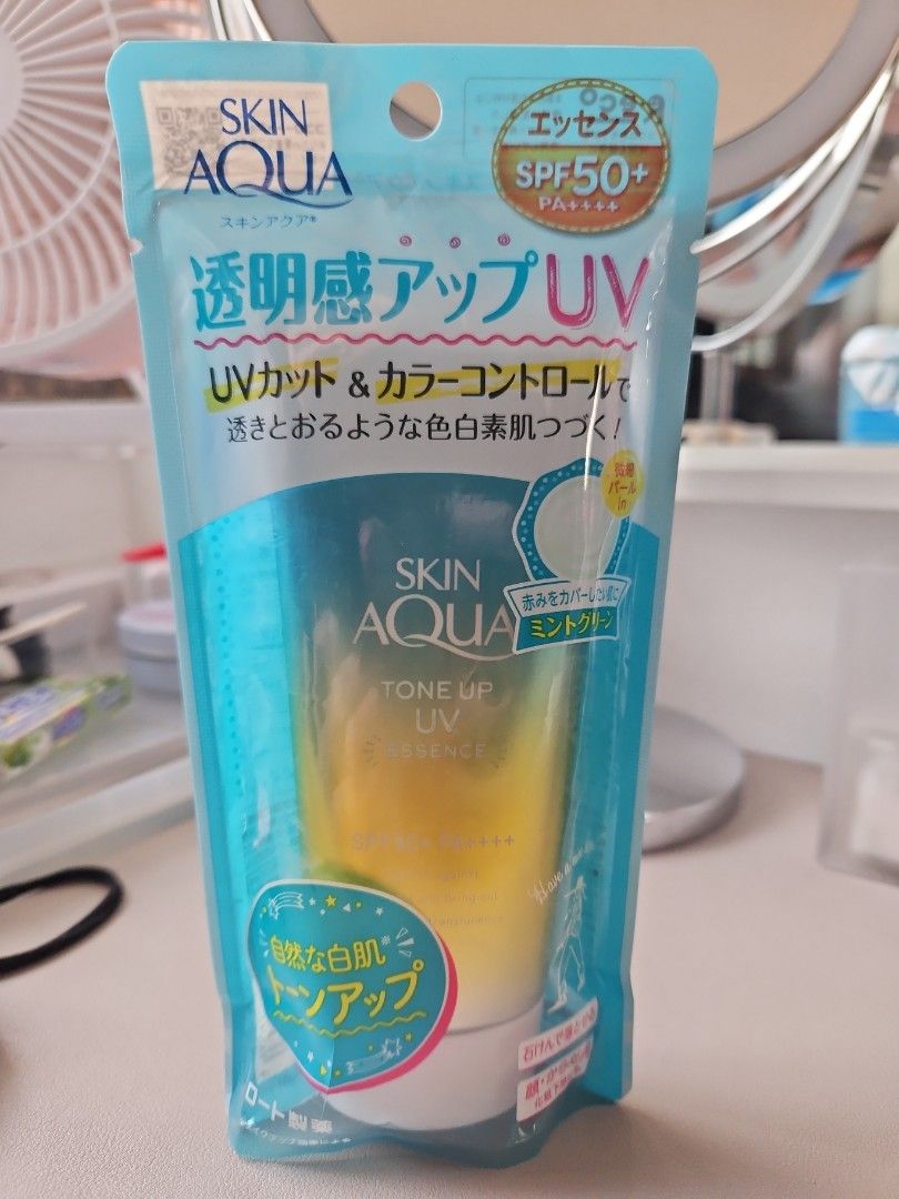 ROHTO Skin Aqua Mint Green Sunscreen Tone Up UV Essence SPF50 – Made in ...