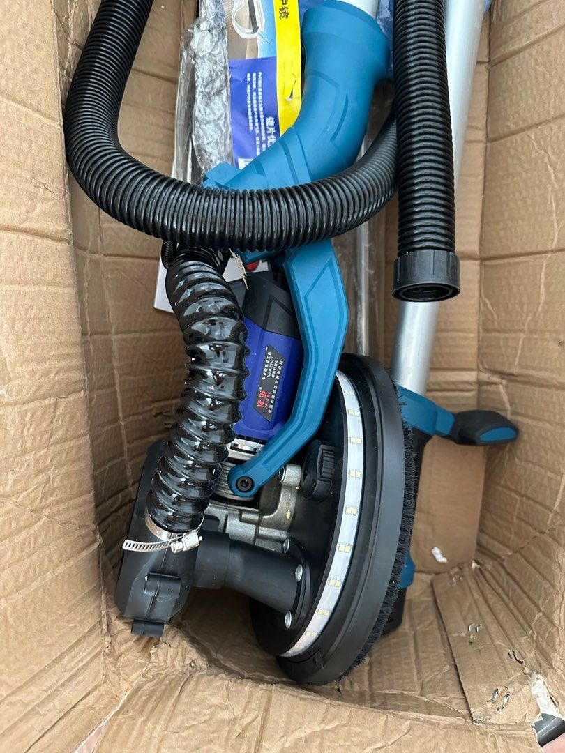 Sander with vacuum build in, TV & Home Appliances, Other Home ...