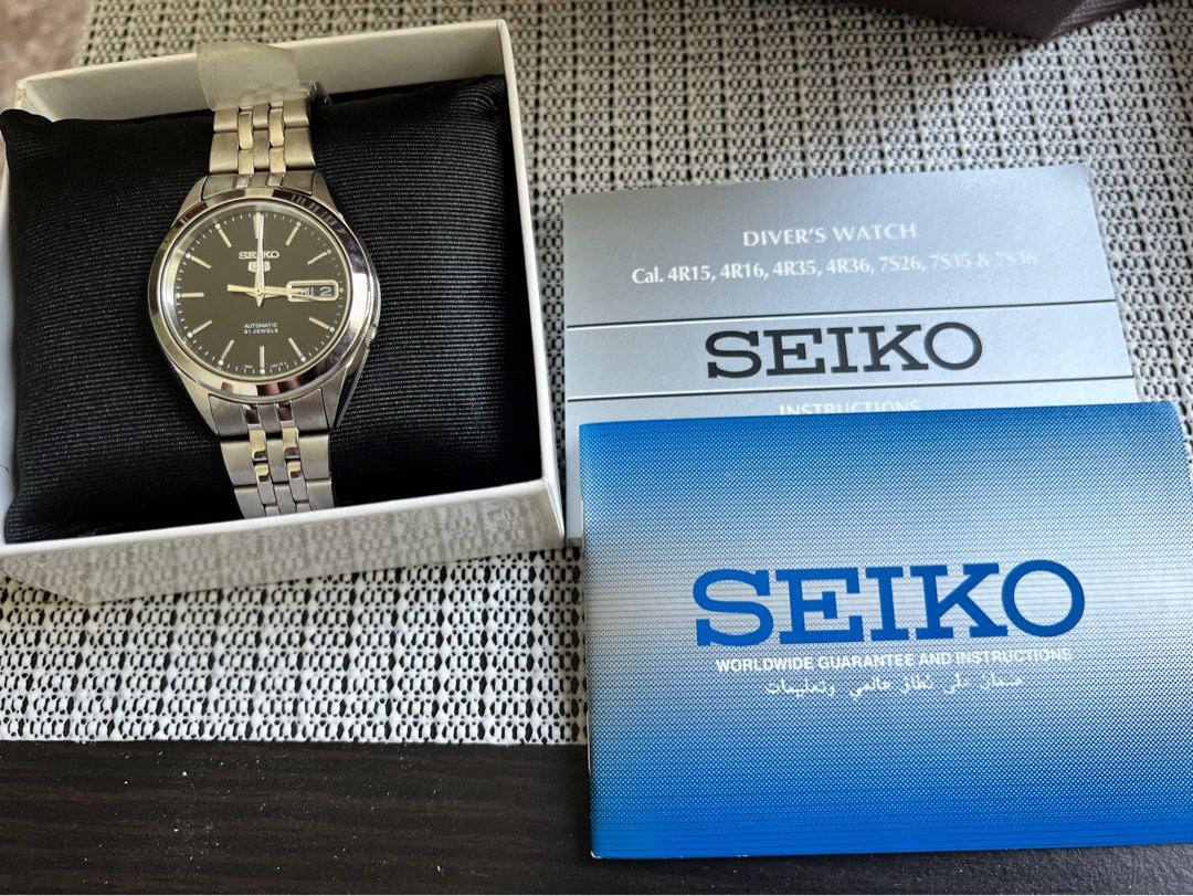 Seiko 5 SNKL23, Men's Fashion, Watches & Accessories, Watches on Carousell