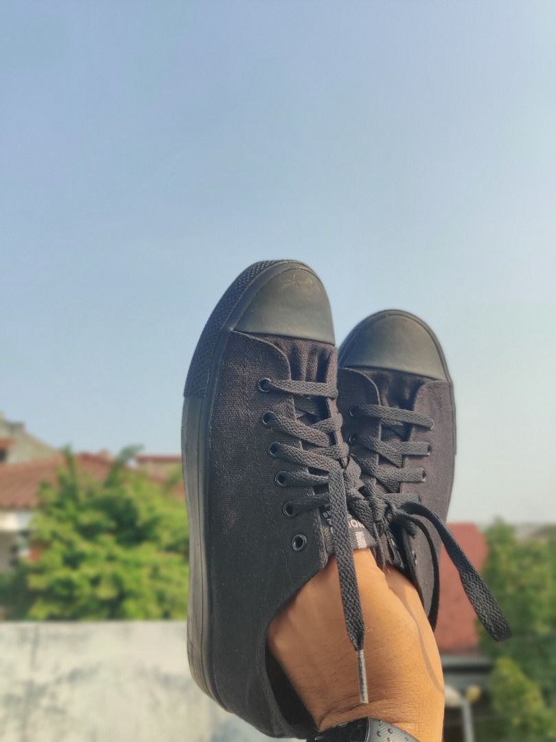 Sepatu Bata North Star hitam model converse on Carousell