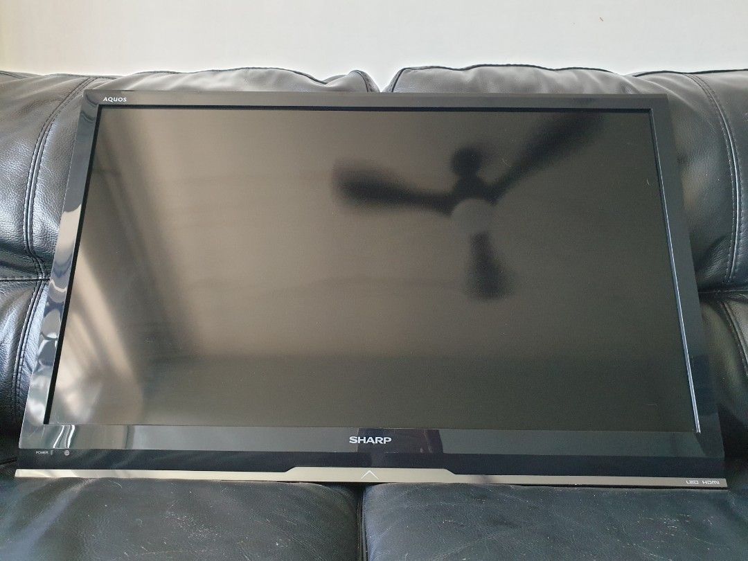 Sharp LCD Colour TV 32 inch, TV & Home Appliances, TV & Entertainment ...