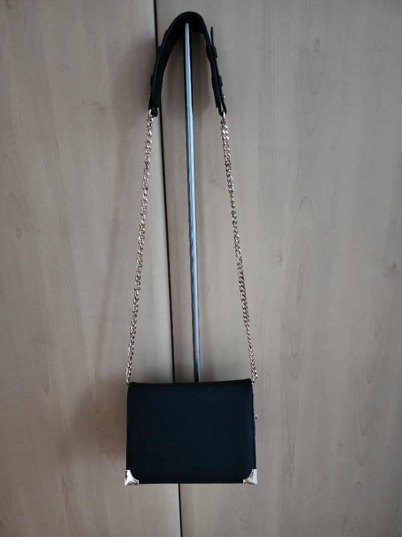 Small Black Bag with Gold Chain, Women's Fashion, Bags & Wallets ...