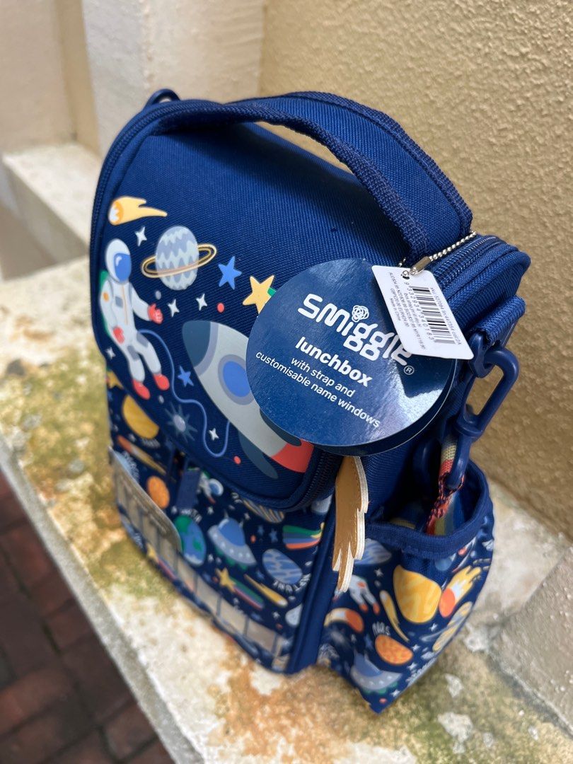 smiggle lunch box, Babies & Kids, Babies & Kids Fashion on Carousell