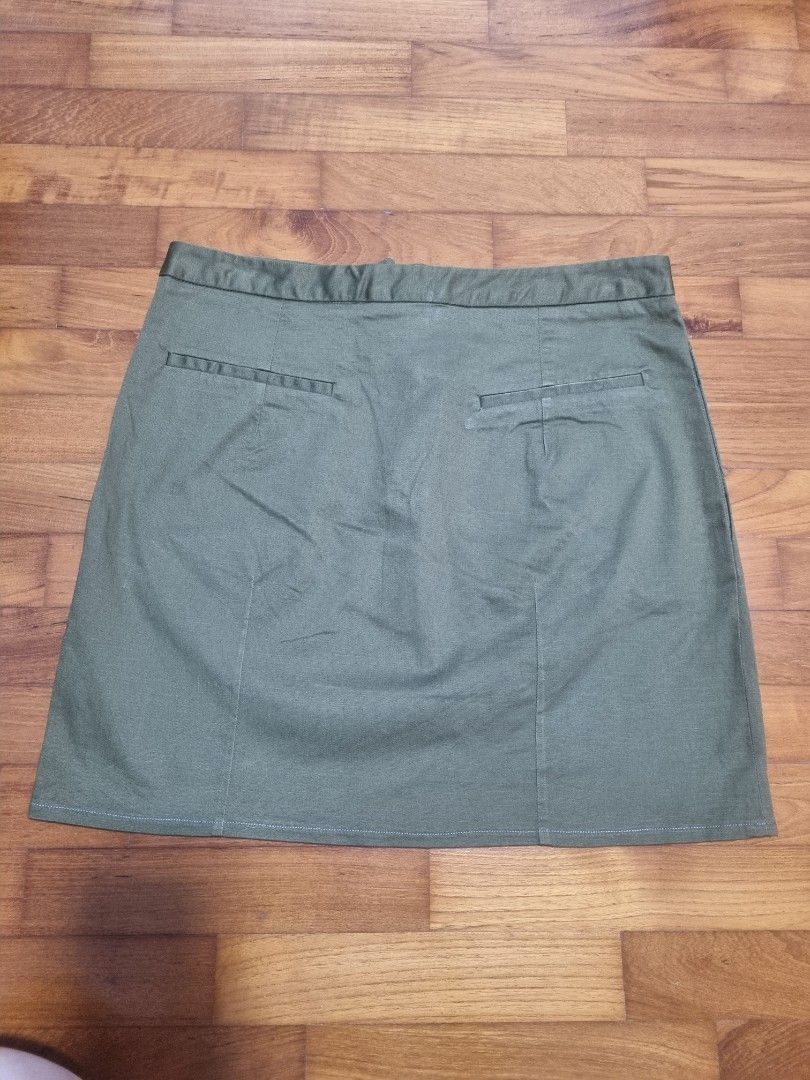 Southhaven Olive green akirt, Women's Fashion, Bottoms, Skirts on Carousell