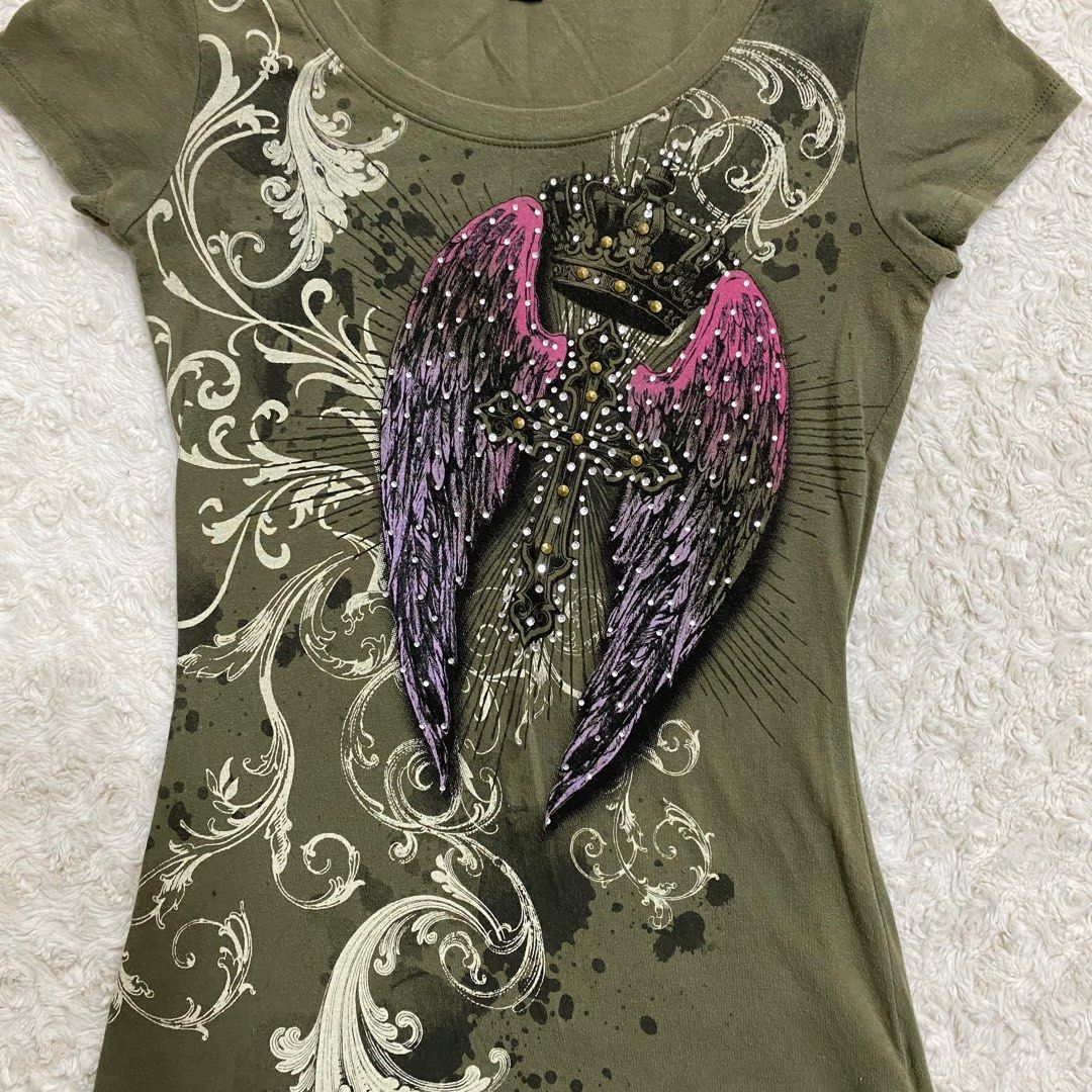 Southpole Bedazzled Graphic Fitted Top 2000s Y2k, Women's Fashion, Tops ...