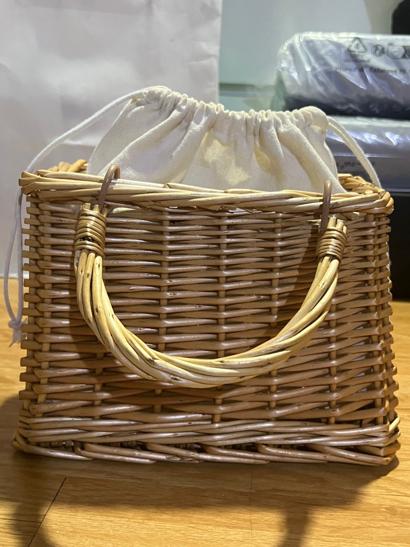 Square Rattan tote hand bag, Women's Fashion, Bags & Wallets, Beach ...