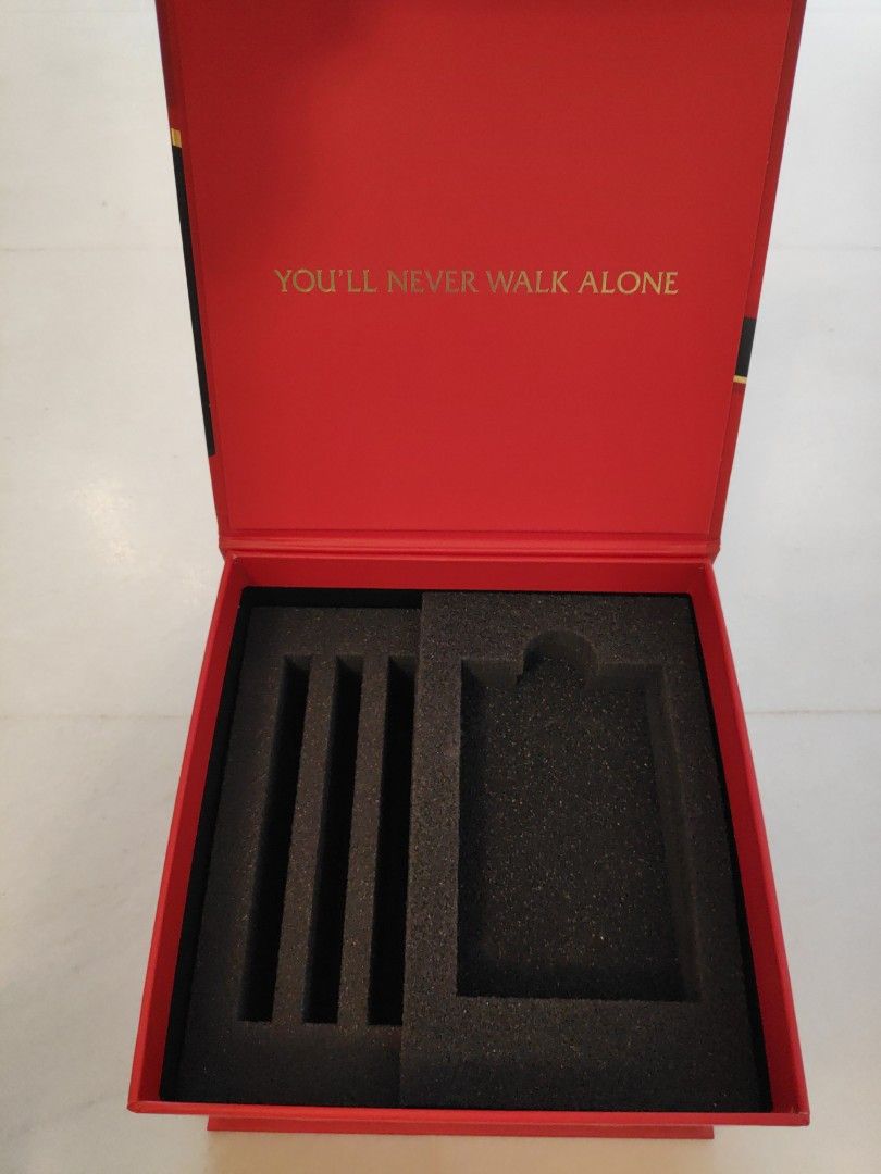 Topps Lineage Box Liverpool (No cards), Hobbies & Toys, Toys & Games on ...