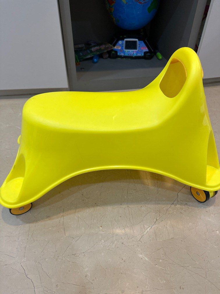 Toys r us ride on giraffe whirlee, Babies & Kids, Infant Playtime on ...