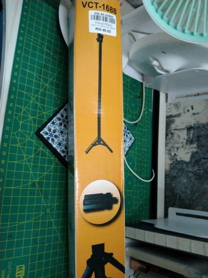 Tripod VCT-1688, Mobile Phones & Gadgets, Mobile & Gadget Accessories, Other Mobile & Gadget ...